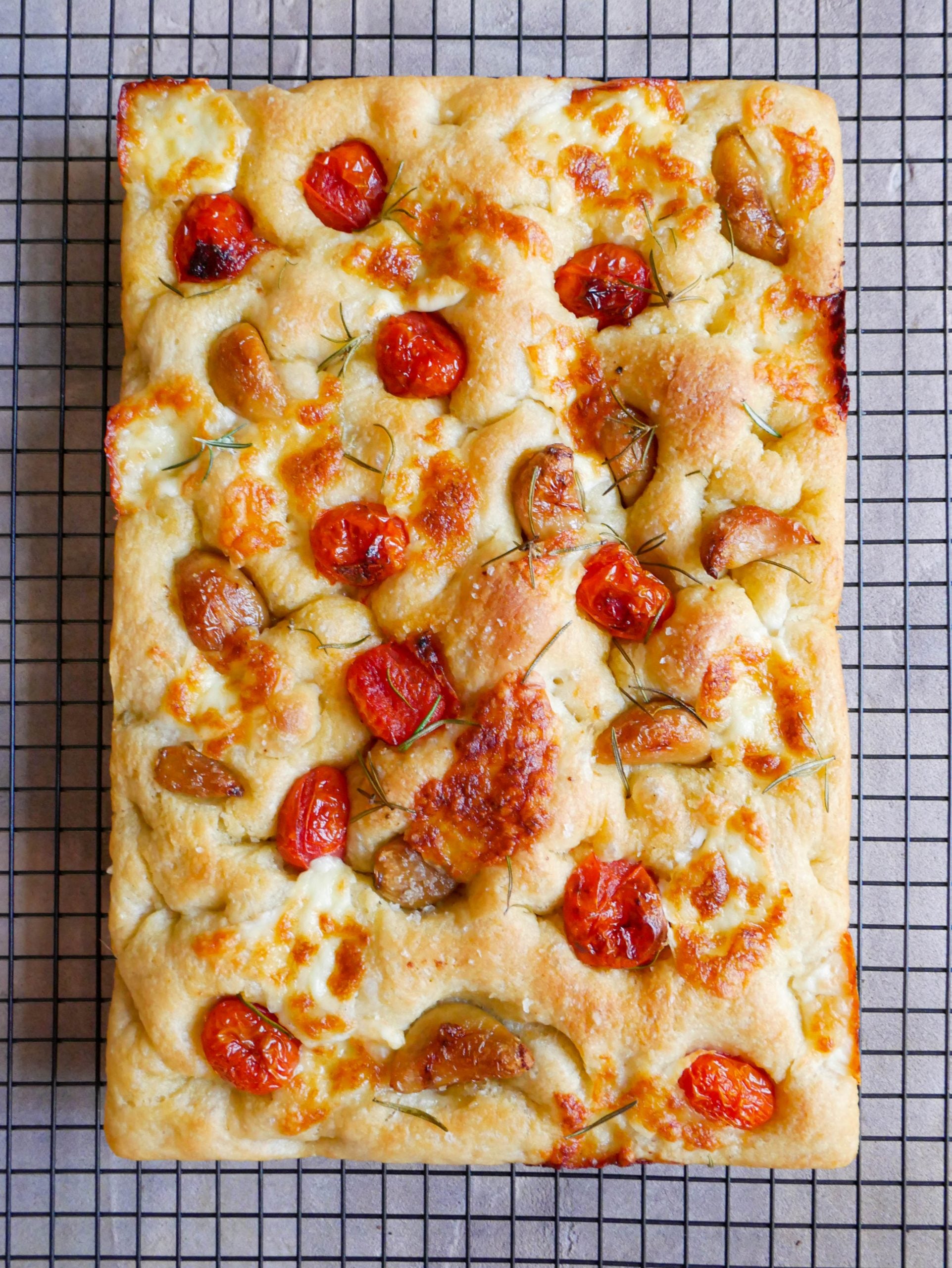 Cheesy Focaccia with Tomato & Garlic Confit - Daen's Kitchen