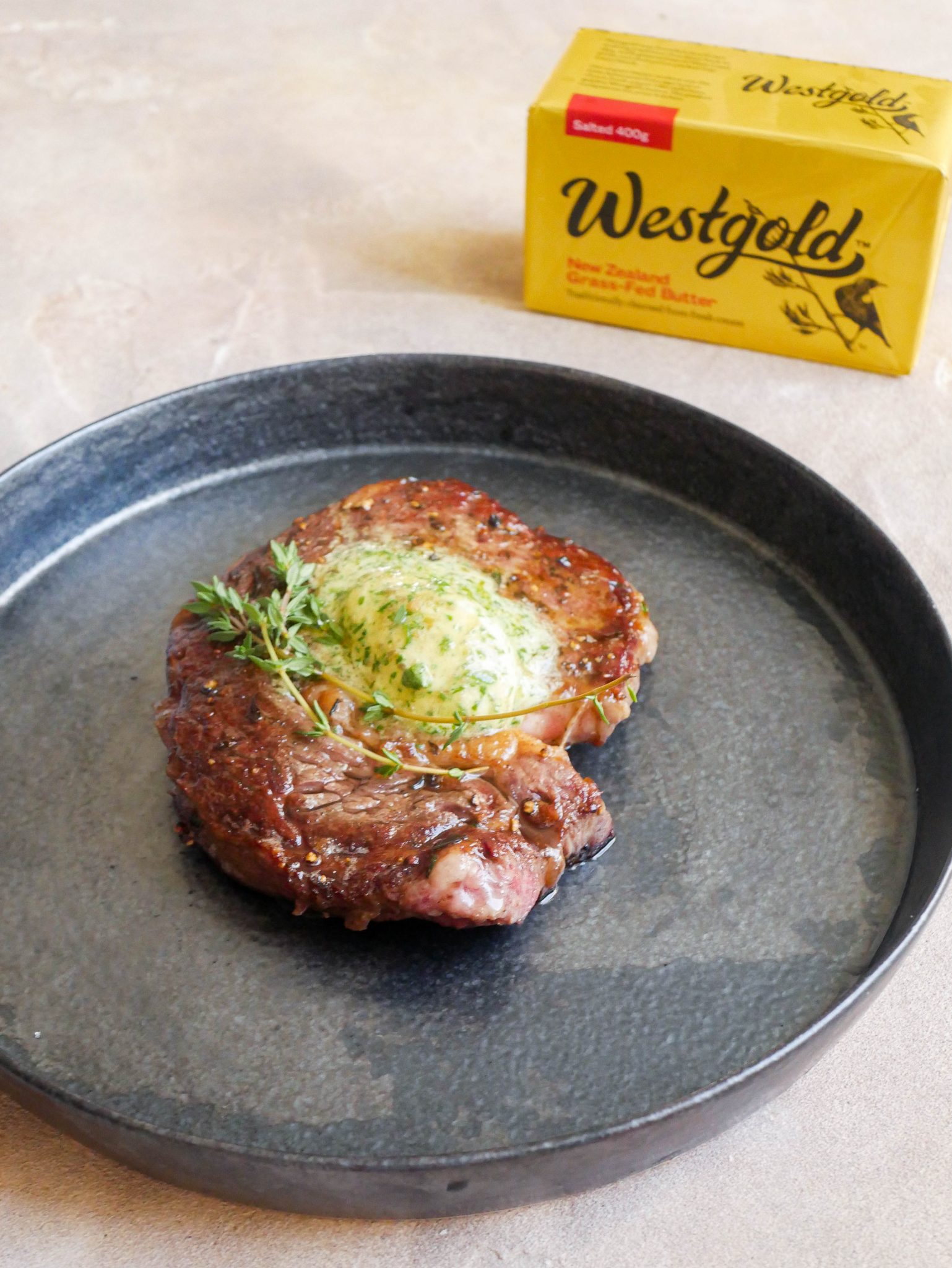 Garlic Confit Herb Butter Steak - Daen's Kitchen