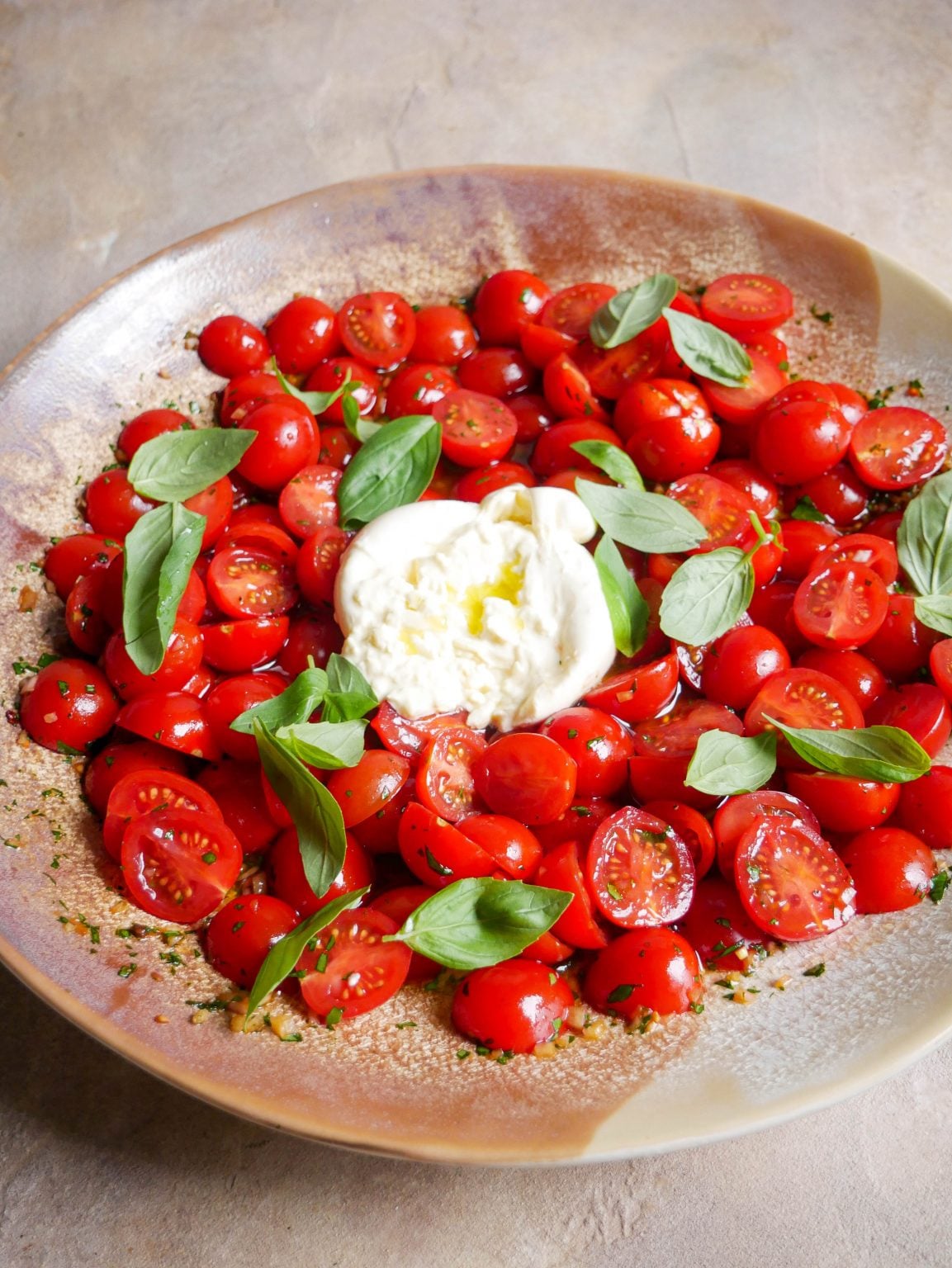 Burrata and Tomato Salad - Daen's Kitchen