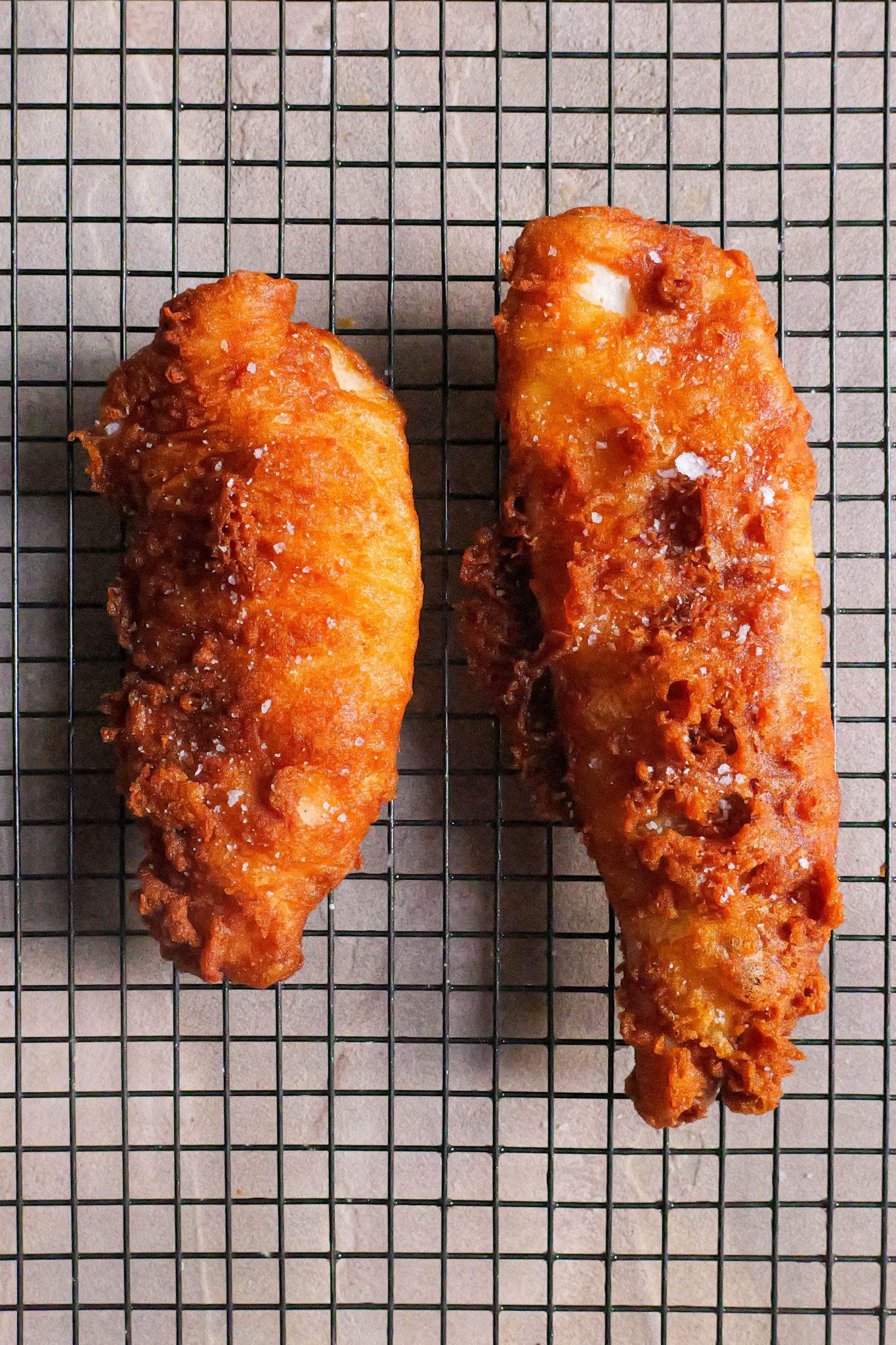 Classic Fish and Chips with tartar sauce - Daen's Kitchen