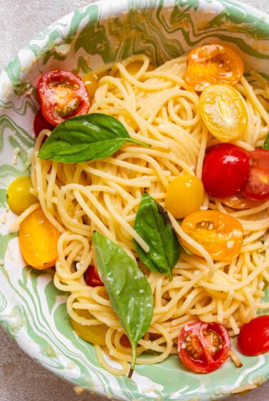 Cherry tomato and basil pasta - Daen's Kitchen