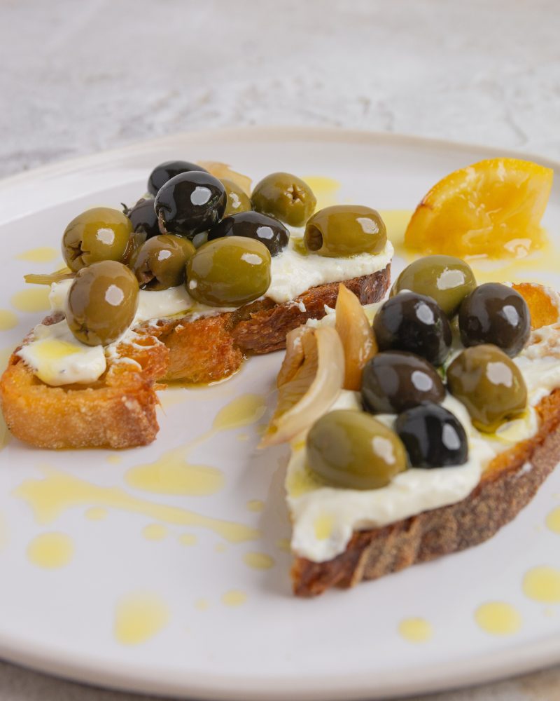 Baked olive confit - Daen's Kitchen