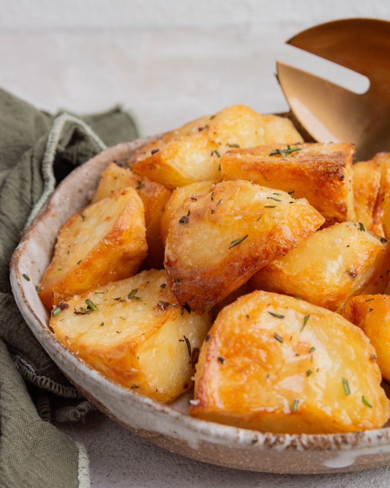 Crispy Duck Fat roasted Potatoes - Daen's Kitchen