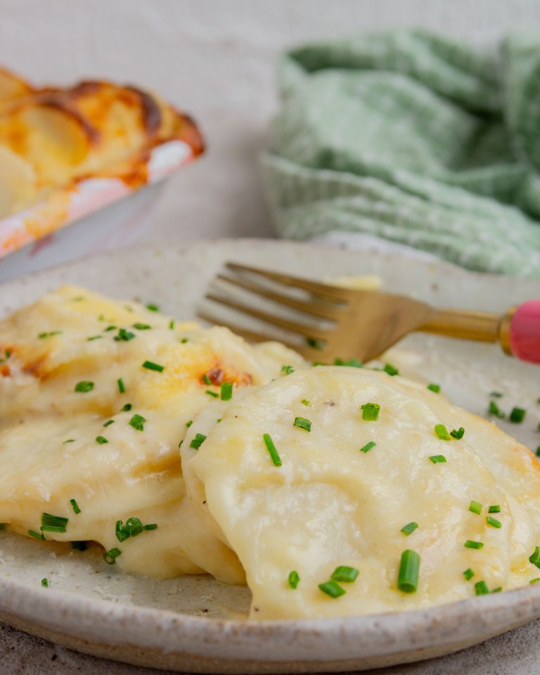 Cheesy potato bake - Daen's Kitchen