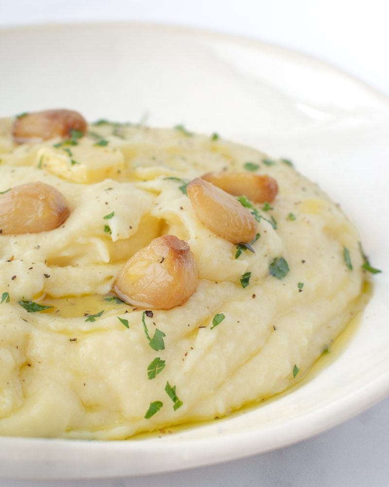 Garlic butter mashed potatoes - Daen's Kitchen