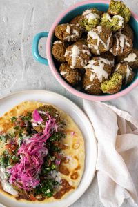 The Ultimate Falafel Wrap - Daen's Kitchen
