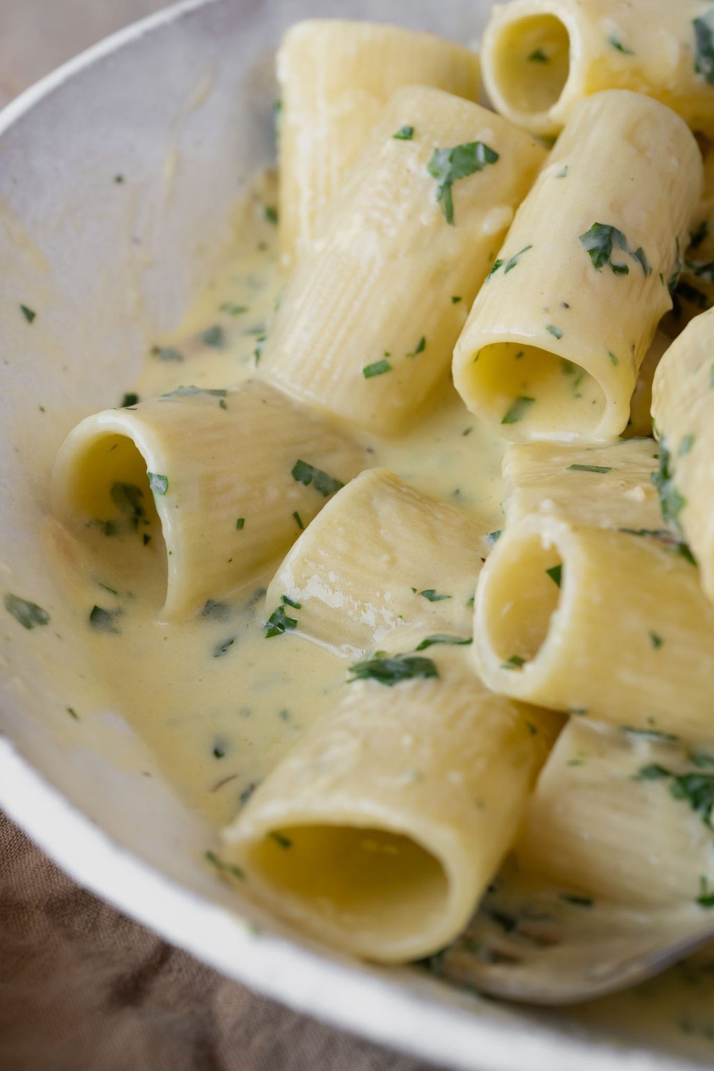Creamy Garlic Butter Pasta - Daen's Kitchen