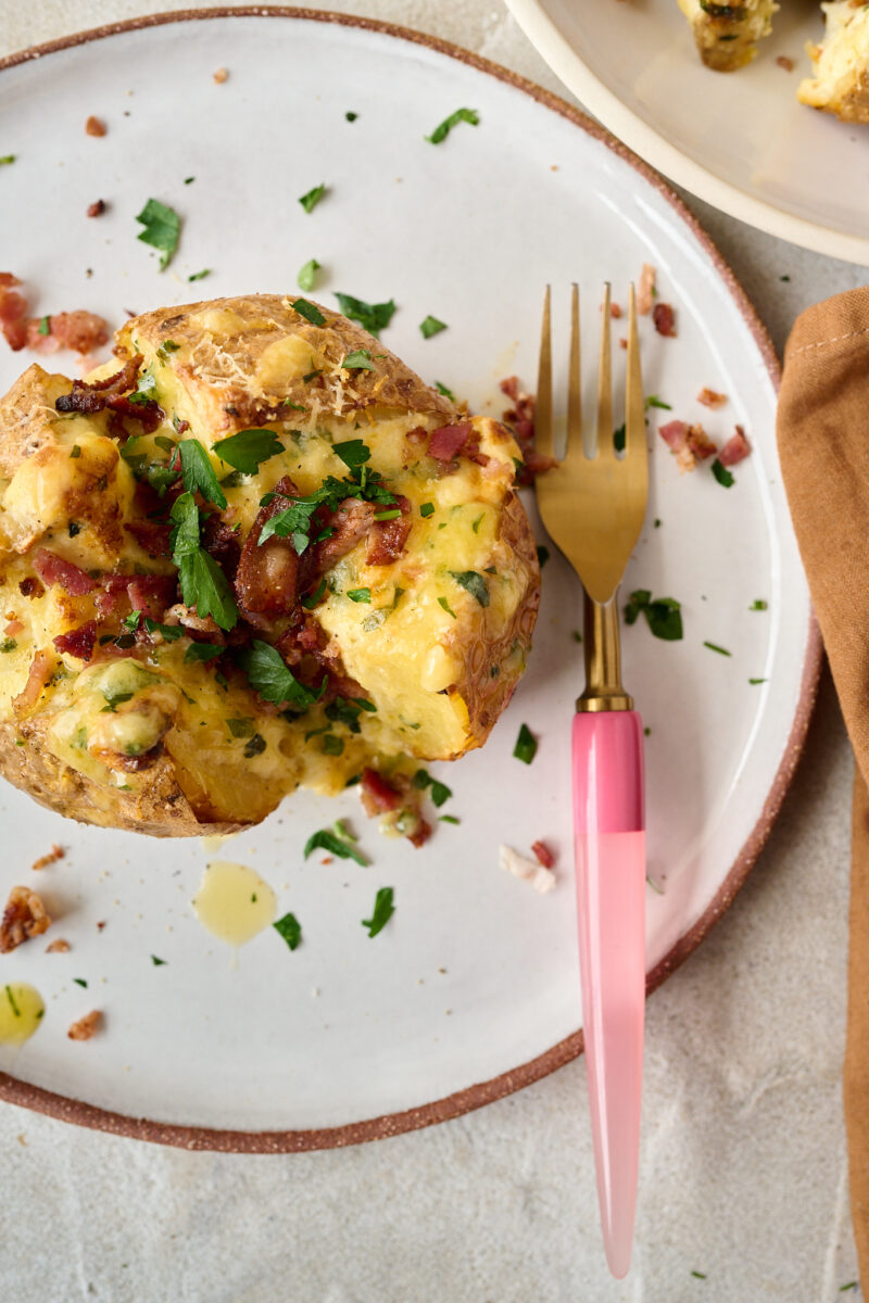 Garlic and Cream Cheese Baked Potatoes - Daen's Kitchen